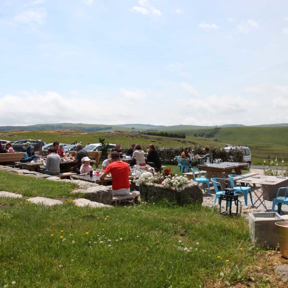 restaurant du buron de cap combattut | buron aubrac cap combattut